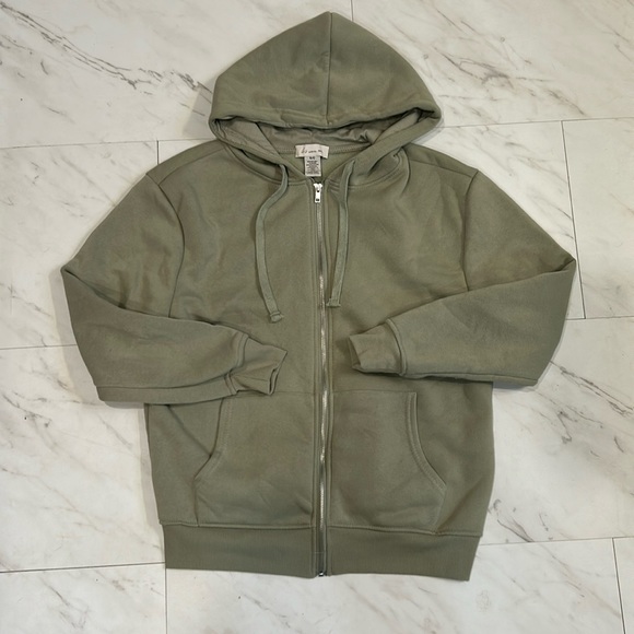 if it were me | Tops | Sage Green Zip Up | Poshmark